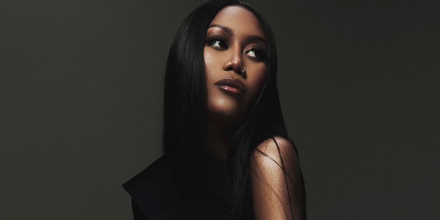 Muni Long's 'Ruined Me' No. 1 for Second Week on Billboard Adult R&B ...