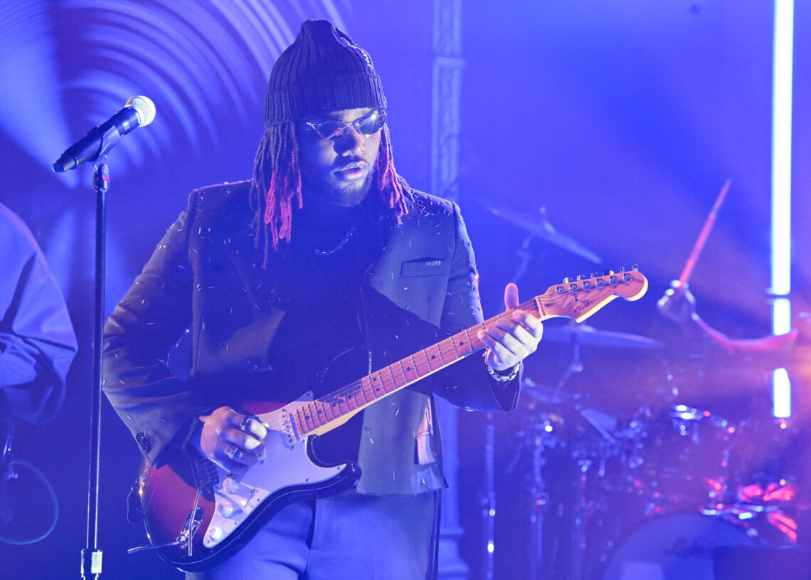 Leon Thomas Brings 'Mutt' to NPR Tiny Desk Concert: Watch